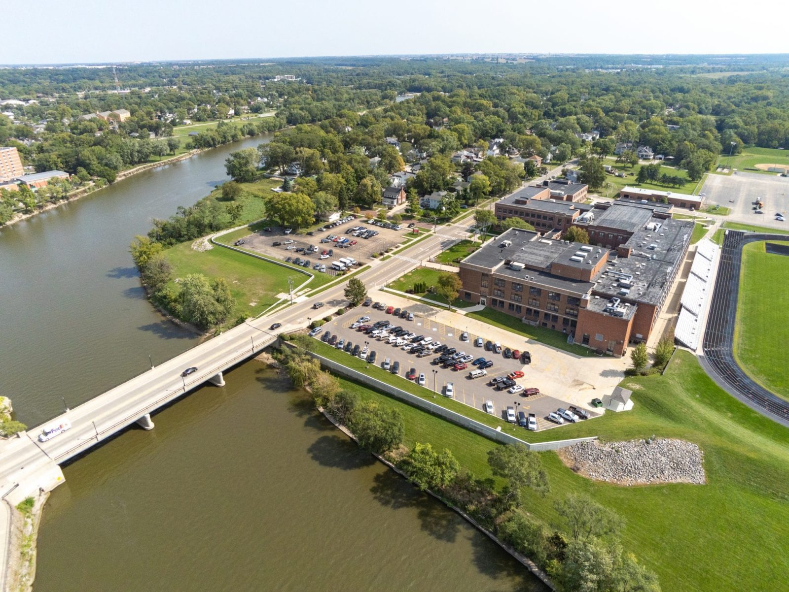 Floodwall Design Wins ACEC-IL Merit Award - Klingner